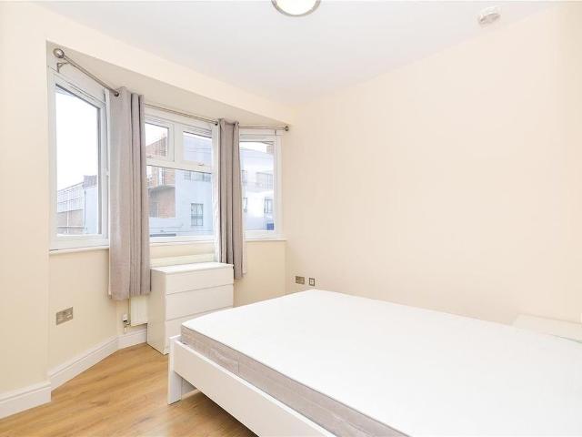 Bond Road, Mitcham CR4, 1 bed property to rent, £800 pcm | PrimeLocation