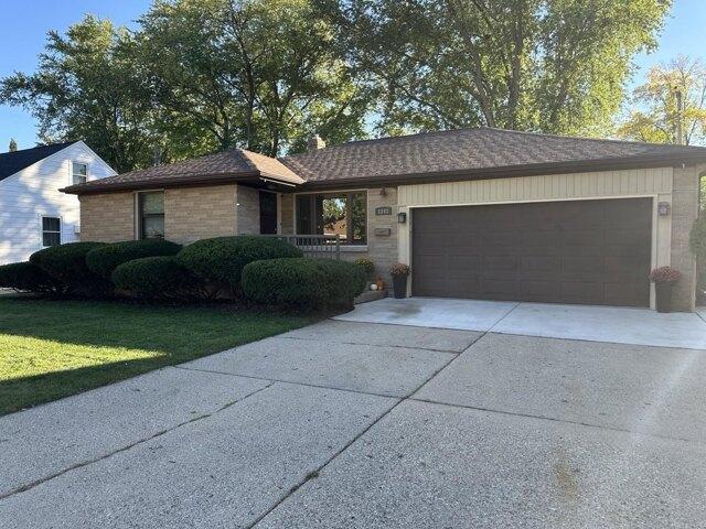 Bond St, Green Bay, Home For Sale