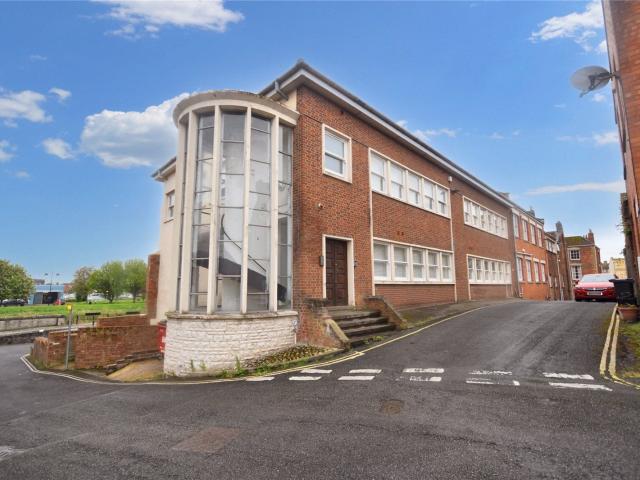 Bond Street, Bridgwater, TA6