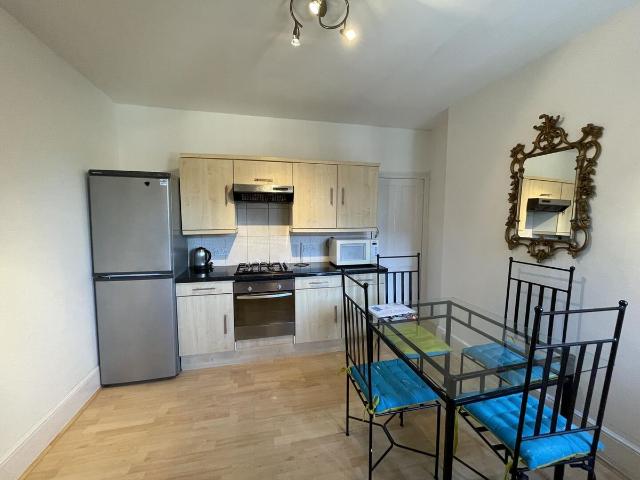 Bond Street, Ealing W5, 3 bed property to rent, £2,800 pcm | PrimeLocation