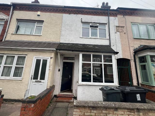 Bond Street, Stirchley, Birmingham B30, 2 bed flat to rent, £775 pcm | PrimeLocation