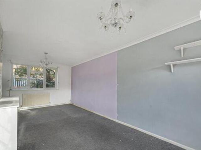 Bondfield Walk, Dartford, 2 Bedroom Terraced