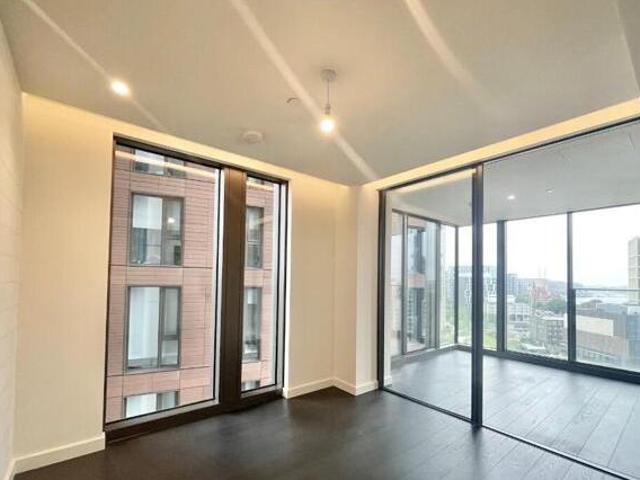 Bondway, London, 2 Bedroom Flat