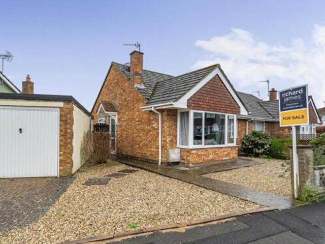 Boness Road, Wroughton, 2 Bedroom Bungalow
