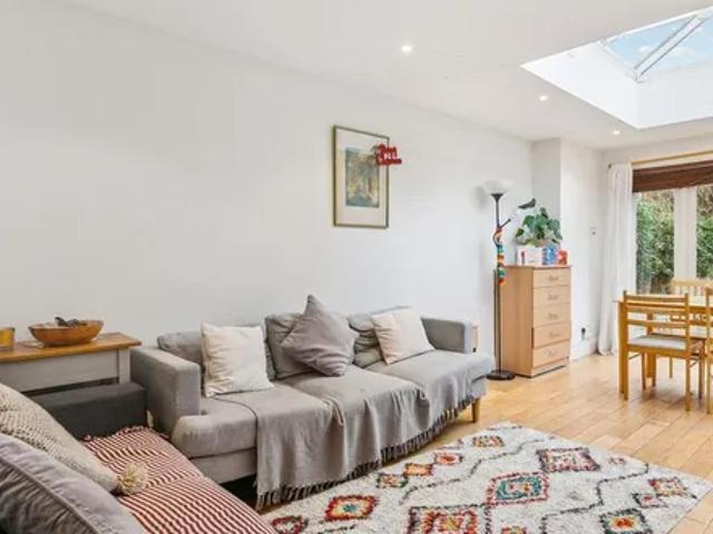 Bonham Road, London, SW2 5HG, United Kingdom | 3 bed apartment for rent #140397650 | Rentberry