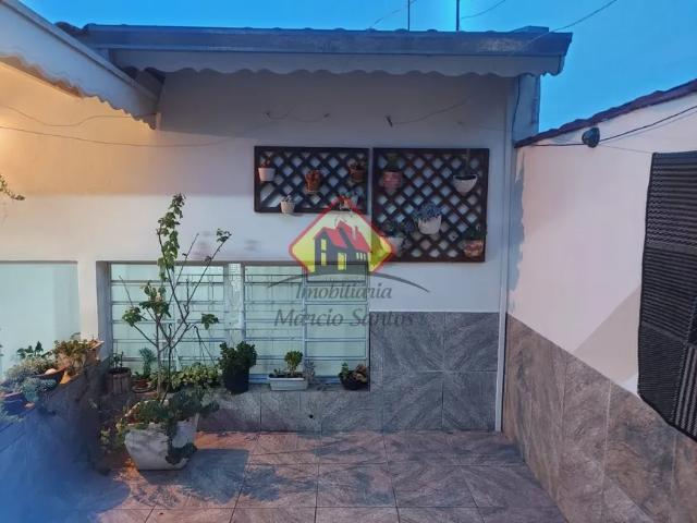 Bonita casa com Jardim de Inverno e aconchegante área gourmet aceita troca por Apartamento em Taubat