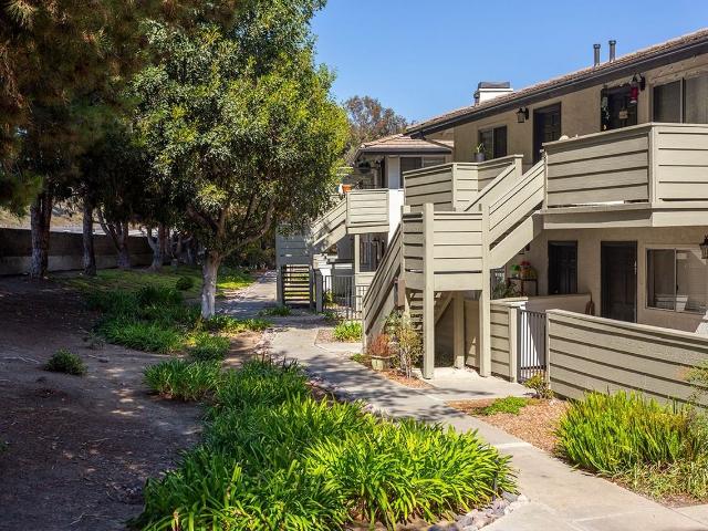 Bonita Heights Apartments 2 Bedroom Apartment for Rent at 5151 Robinwood Rd, Bonita, CA 91902 Bonita