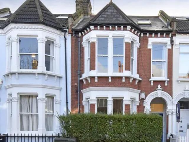Bonneville Primary School, Bonneville Gardens, London, SW4 9LB, United Kingdom | 3 bed townhouse for rent #140226937 | Rentberry