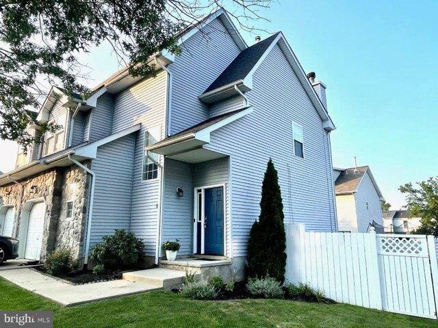 Bonnie Ct, Lawrence Township, Home For Sale