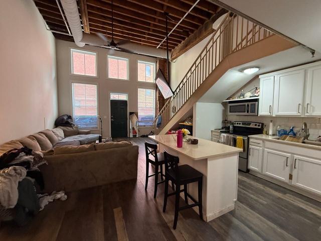 Bonnie Jean Flats 1 Bedroom Apartment for Rent at 212 7th St E, St. Paul, MN 55101 Downtown St. Paul