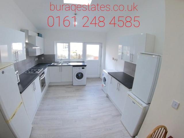 Booth Avenue, Manchester 7 bed flat to rent £4,247 pcm £980 pw