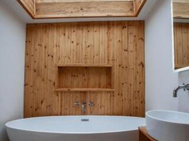 Booth Avenue, Manchester, 8 Bedroom Terraced