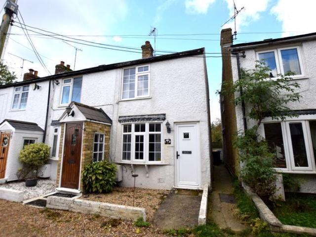 Booth Place, Eaton Bray LU6, 1 bed cottage to rent, £925 pcm | PrimeLocation