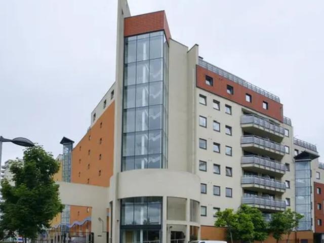 Booth Road, London, E16 2FW, United Kingdom | 2 bed apartment for rent #130156990 | Rentberry