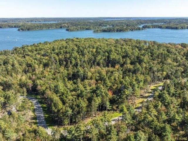 Boothbay ME 04537 104809239