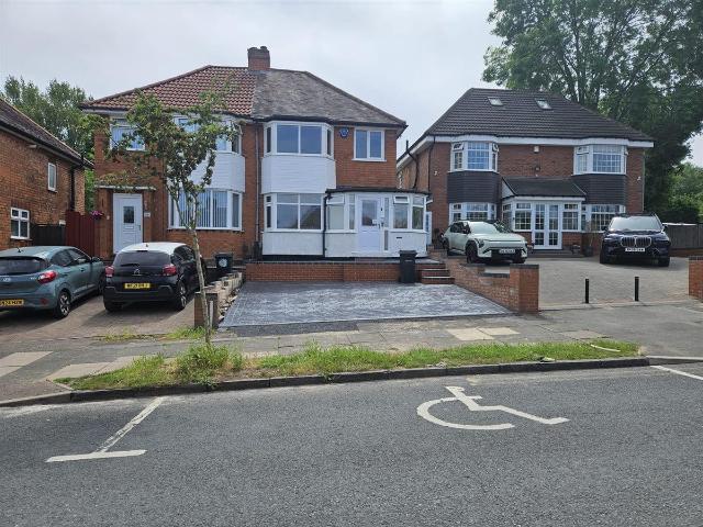 Booths Farm Road, Birmingham B42, 3 bed semi detached house to rent, £1,300 pcm | PrimeLocation