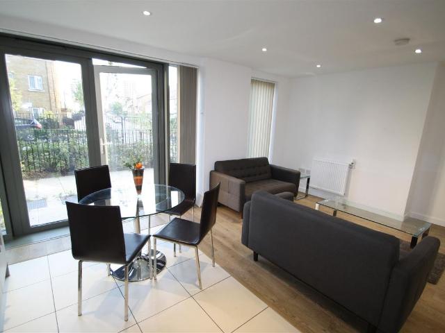 Bootmakers Court, Ben Jonson Road, London E1, 2 bed flat to rent, £2,600 pcm | PrimeLocation