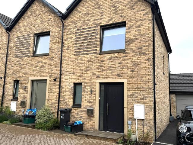 Bookbinders Mews, Frome BA11, 2 bed end terrace house to rent, £1,300 pcm | PrimeLocation
