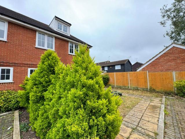 Booker, High Wycombe HP12, 4 bed detached house to rent, £2,750 pcm | PrimeLocation
