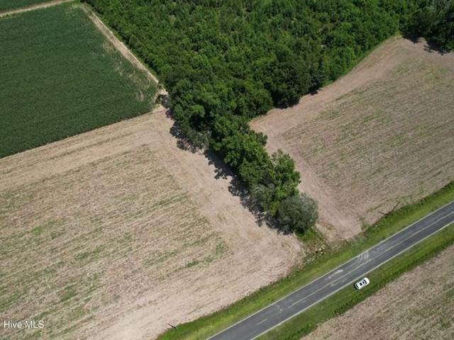 Booker Lennon Rd, Evergreen, NC 28438