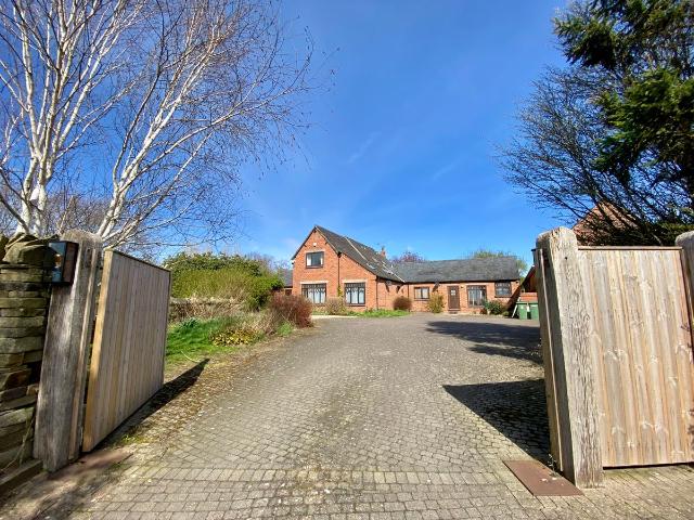 Boat Lane, Nottingham NG14, 3 bed property to rent, £1,900 pcm | PrimeLocation