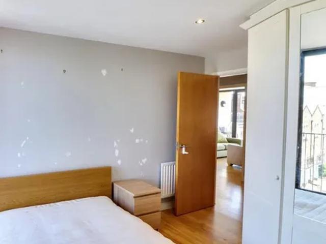 Boatyard Apartments, 30 Ferry Street, London, E14 3DT, United Kingdom | 2 bed apartment for rent #167883775 | Rentberry