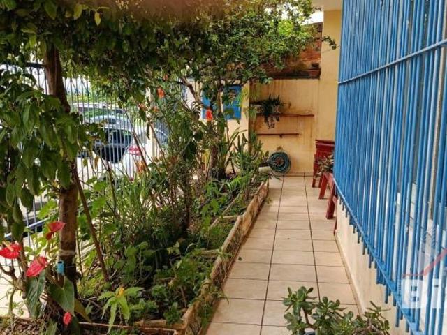 Boa casa em uma ótima região no Jardim Pitangueiras