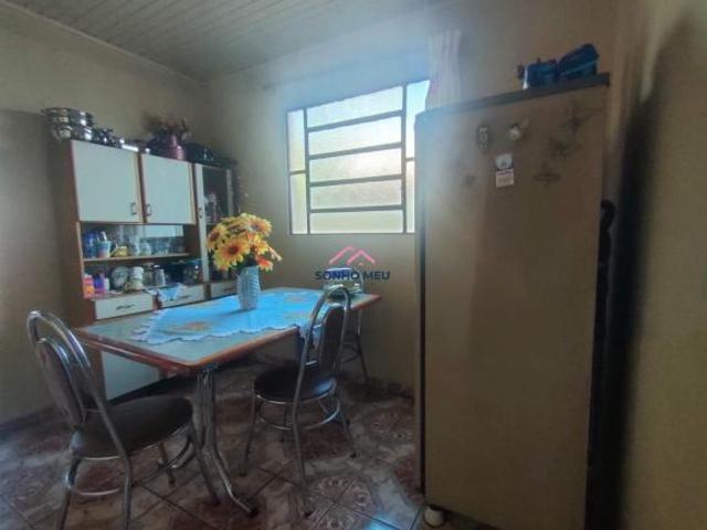 Boa localização, contem: sala, copa, cozinha, 2 dormitórios, 1 banheiro social, na parte externa, 1
