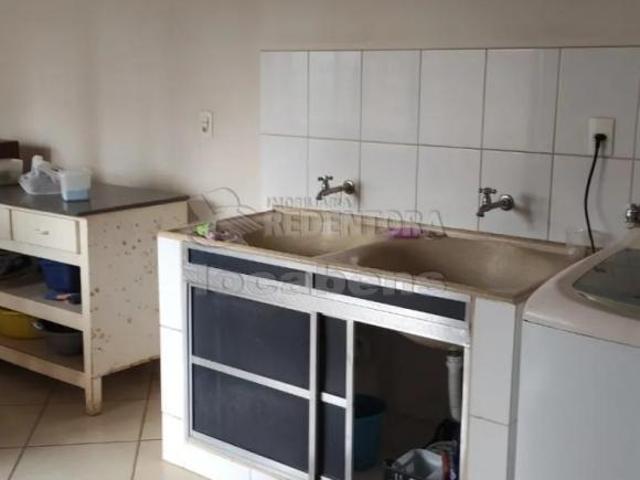 Boa vista casa com 03 dormitórios e 03 vagas de garagem