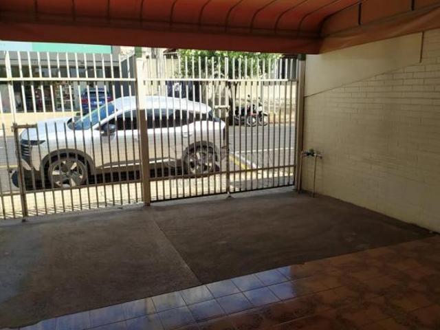 Boa Vista casa em bom local, com fácil acesso a área central, 3 dorms, 1 apto, 2 salas, forro laje