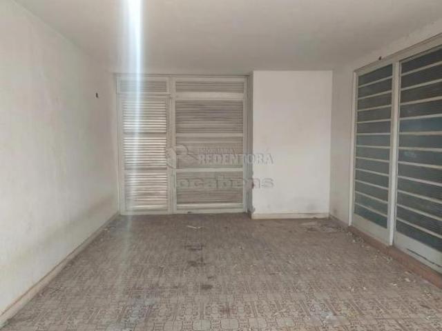 Boa Vista Casa em Rua Comercial, Campos Salles, terreno de 11x23 metros, vaga