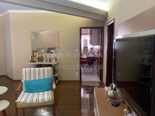 BOA VISTA Ótimo apartamento de 3 dormitórios, 195m² de área total