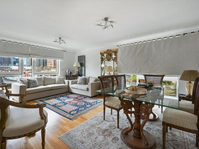 Boardwalk Place, Blackwall, London E14, 3 bed flat to rent, £3,142 pcm | PrimeLocation