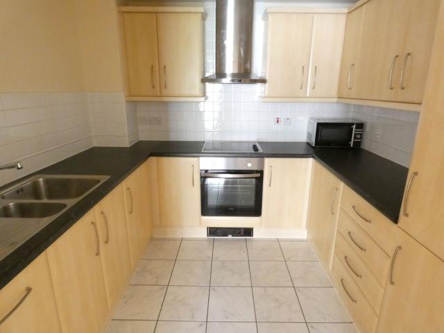 Boardwalk Place, London E14, 1 bed flat to rent, £2,000 pcm | PrimeLocation