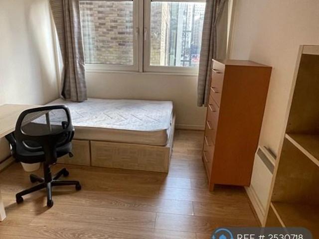 Boardwalk Place, London, E14 1 bed in a flat share to rent £1,025 pcm £237 pw