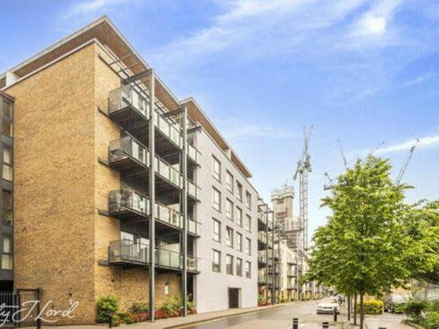 Boardwalk Place, London, 1 Bedroom Flat