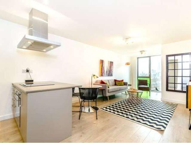 Boasting an excellent location close to both Canary Wharf and the City, The Highway hosts excellent transport links and amenities