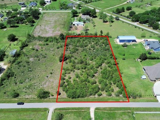 Bobwhite St, Brookshire, TX 77423