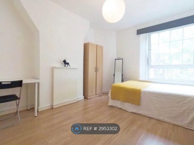 Bodeney House, London SE5, 3 bed flat to rent, £2,650 pcm | PrimeLocation