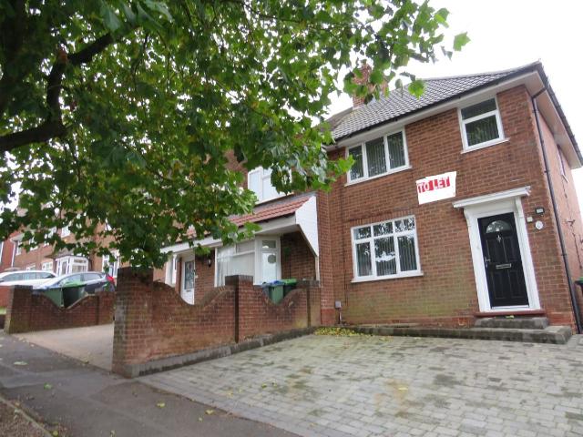Bodenham Road, Oldbury B68, 3 bed property to rent, £1,250 pcm | PrimeLocation