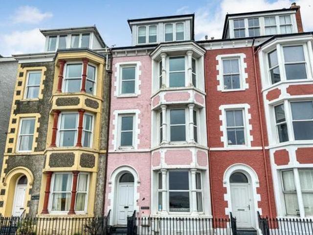 Bodfor Terrace, Aberdyfi, 3 Bedroom Flat