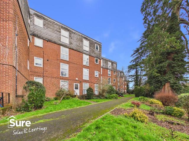 Bohemia, Hemel Hempstead HP2, Room to rent, £650 pcm | PrimeLocation