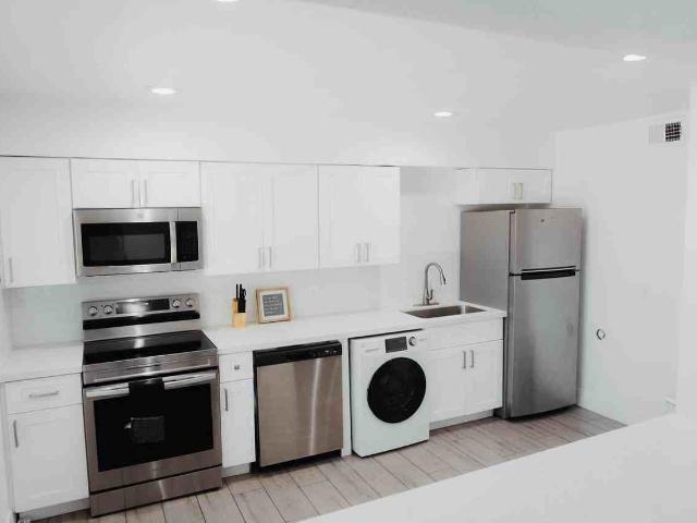 Boho On 31st 2 Bedroom Apartment for Rent at 1710 N 31st St, Phoenix, AZ 85008