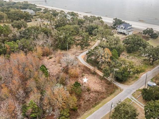Boisdore Ave, Pass Christian, MS 39571