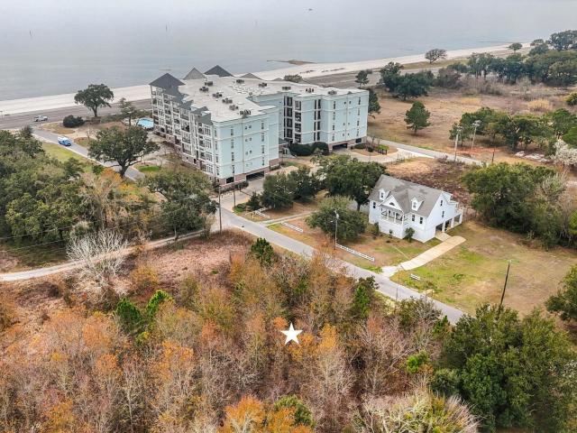 Boisdore Avenue, Pass Christian, MS 39571
