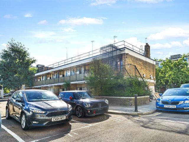 Boisseau House, Stepney Way, London E1, Studio to rent, £1,500 pcm | PrimeLocation