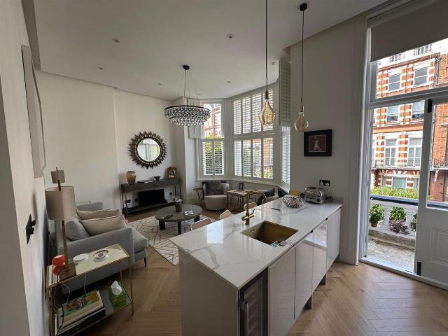 Bolton Gardens, London SW5, 2 bed flat to rent, £5,417 pcm | PrimeLocation