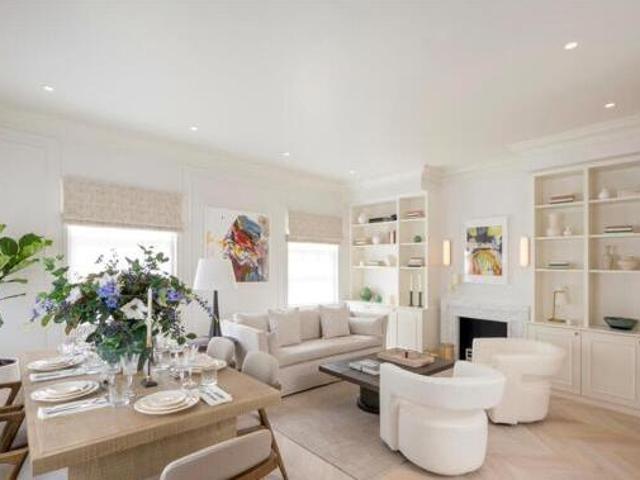 Bolton Street, London, 2 Bedroom Flat