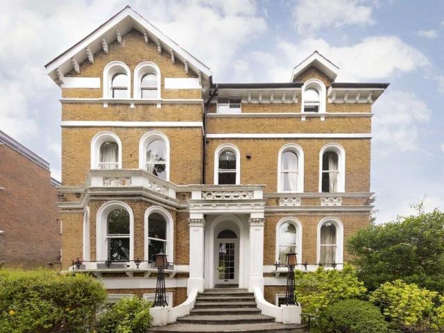 Bolton Road, London W4 1 bed flat to rent £2,496 pcm £576 pw