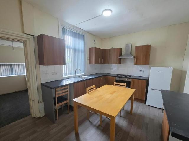 Bolton Road, Radcliffe, Manchester M26, 2 bed terraced house to rent, £895 pcm | PrimeLocation